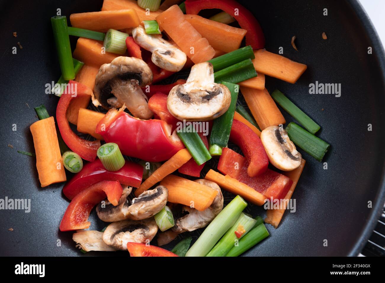 Wok vegetables hi-res stock photography and images - Alamy