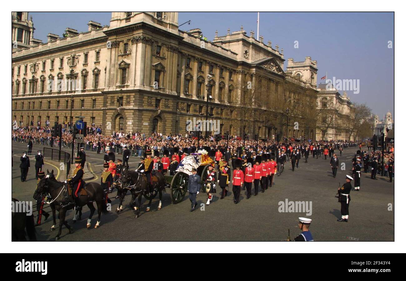 Queen funeral coffin Cut Out Stock Images & Pictures - Alamy