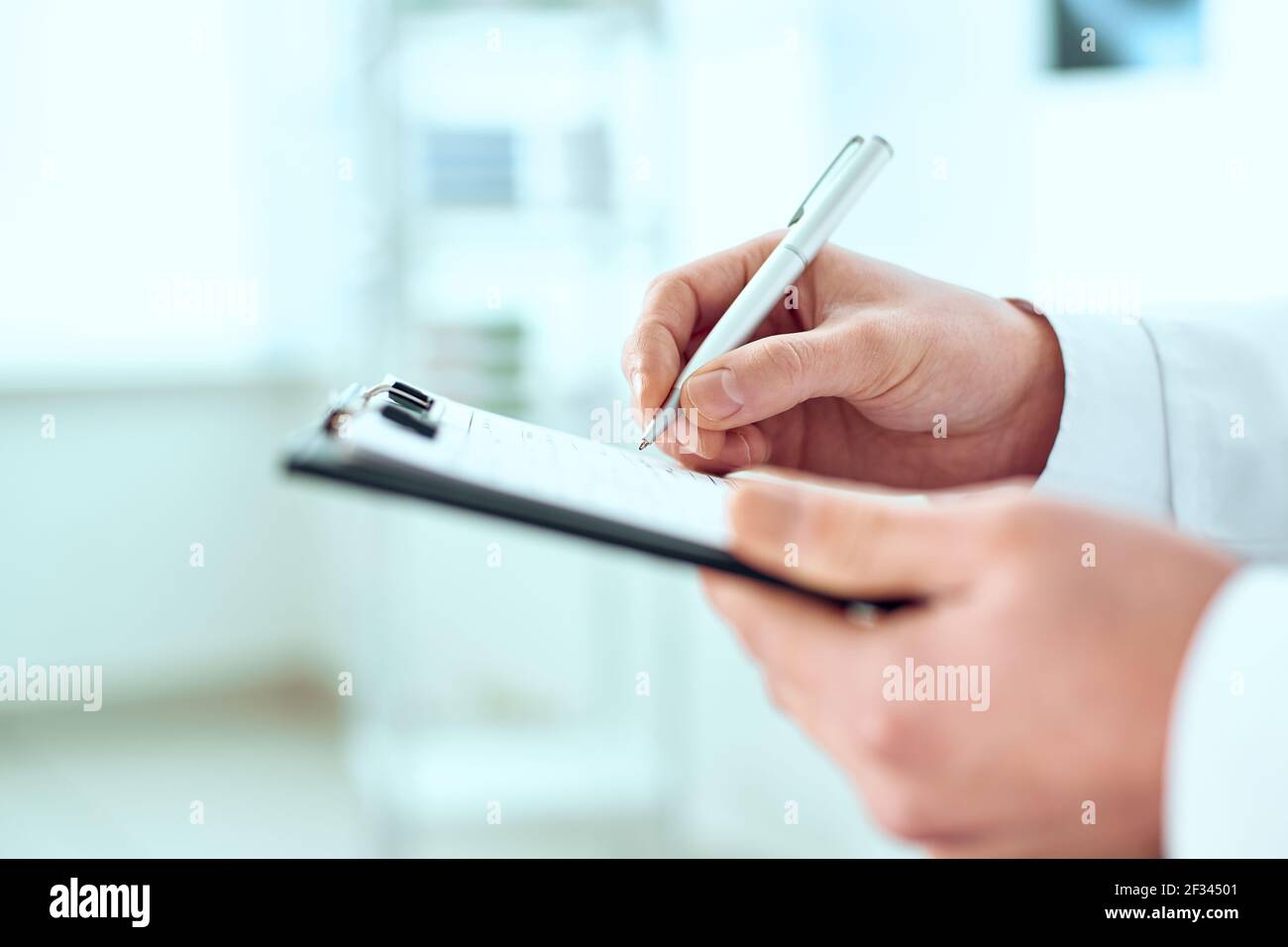 Patient registration card hi-res stock photography and images - Alamy