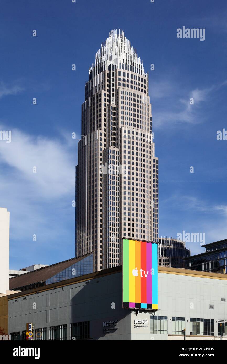 High rise buildings charlotte north hi-res stock photography and images ...