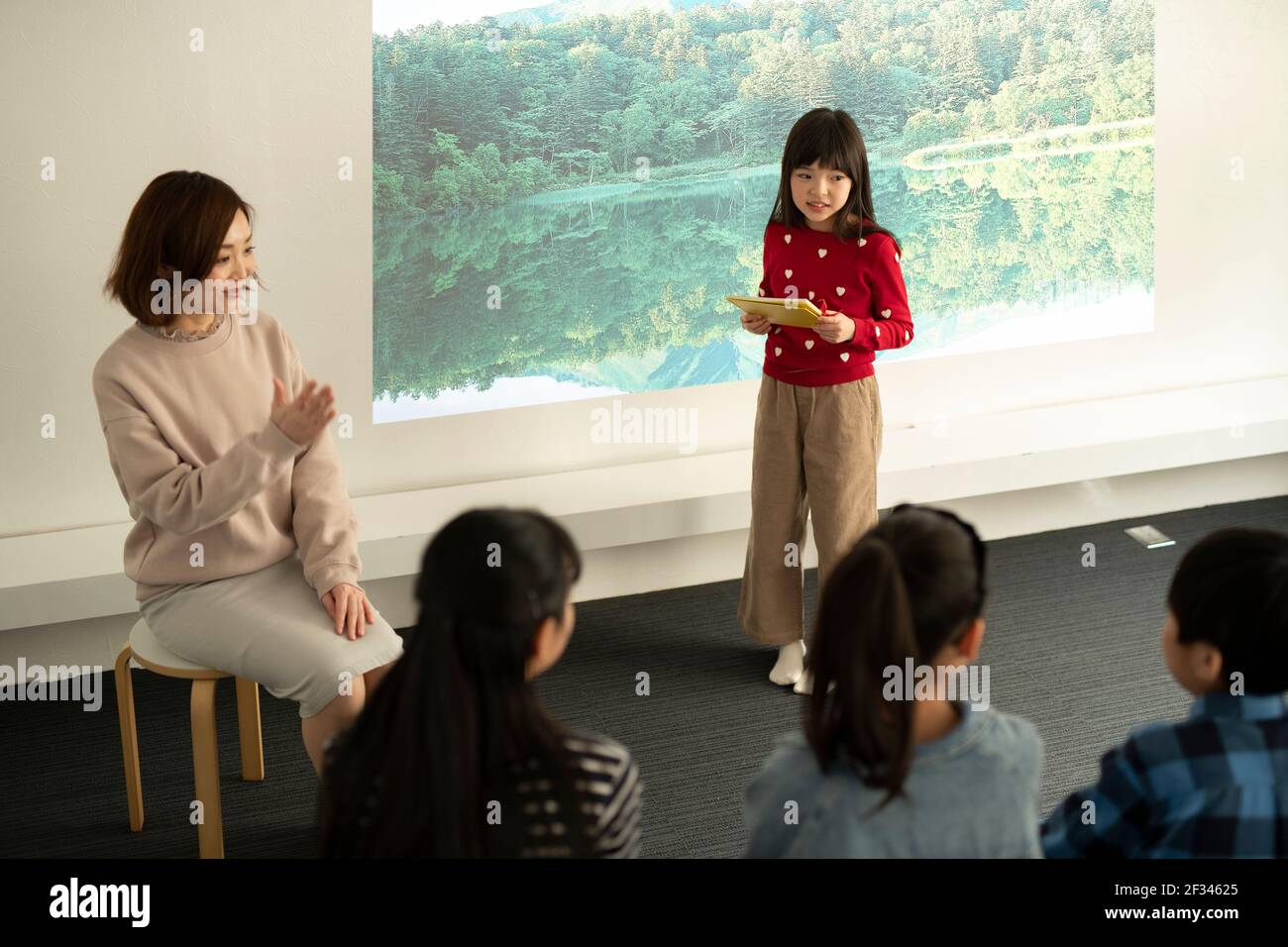 Child Giving Presentation Stock Photo - Alamy