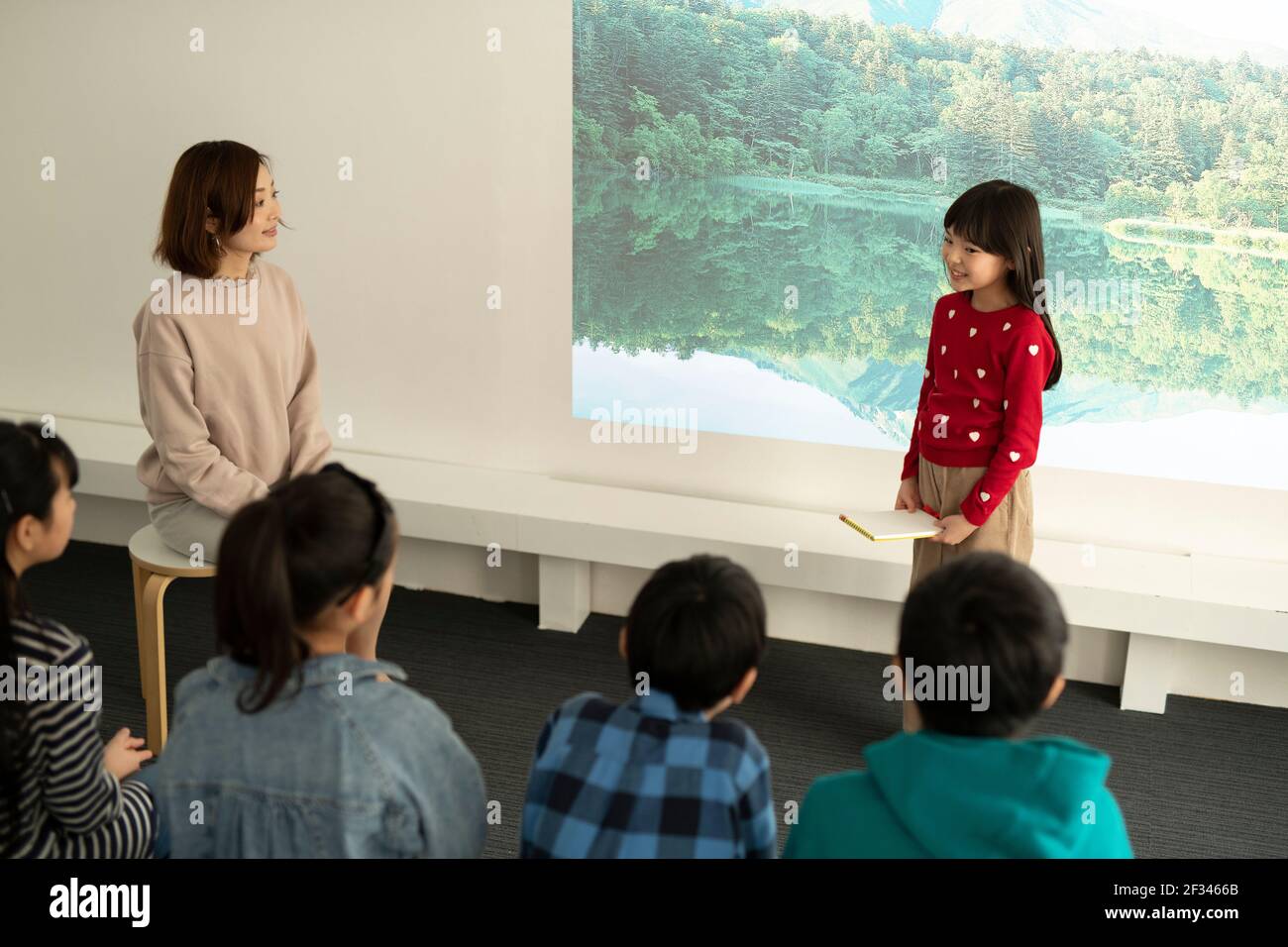 Child Giving Presentation Stock Photo - Alamy