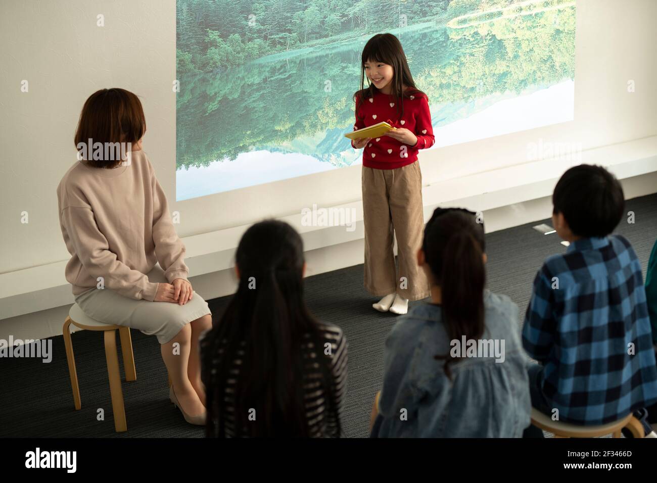 Child Giving Presentation Stock Photo - Alamy