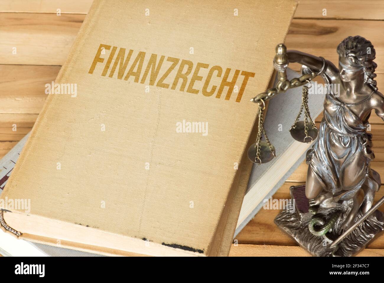 Law book usa hi-res stock photography and images - Alamy