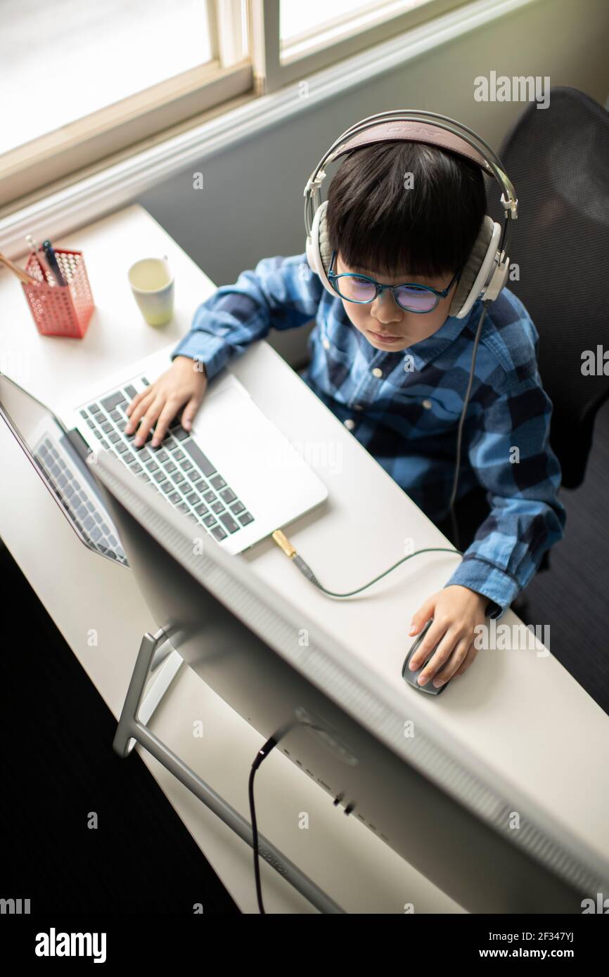 Child Coding Programs Stock Photo - Alamy
