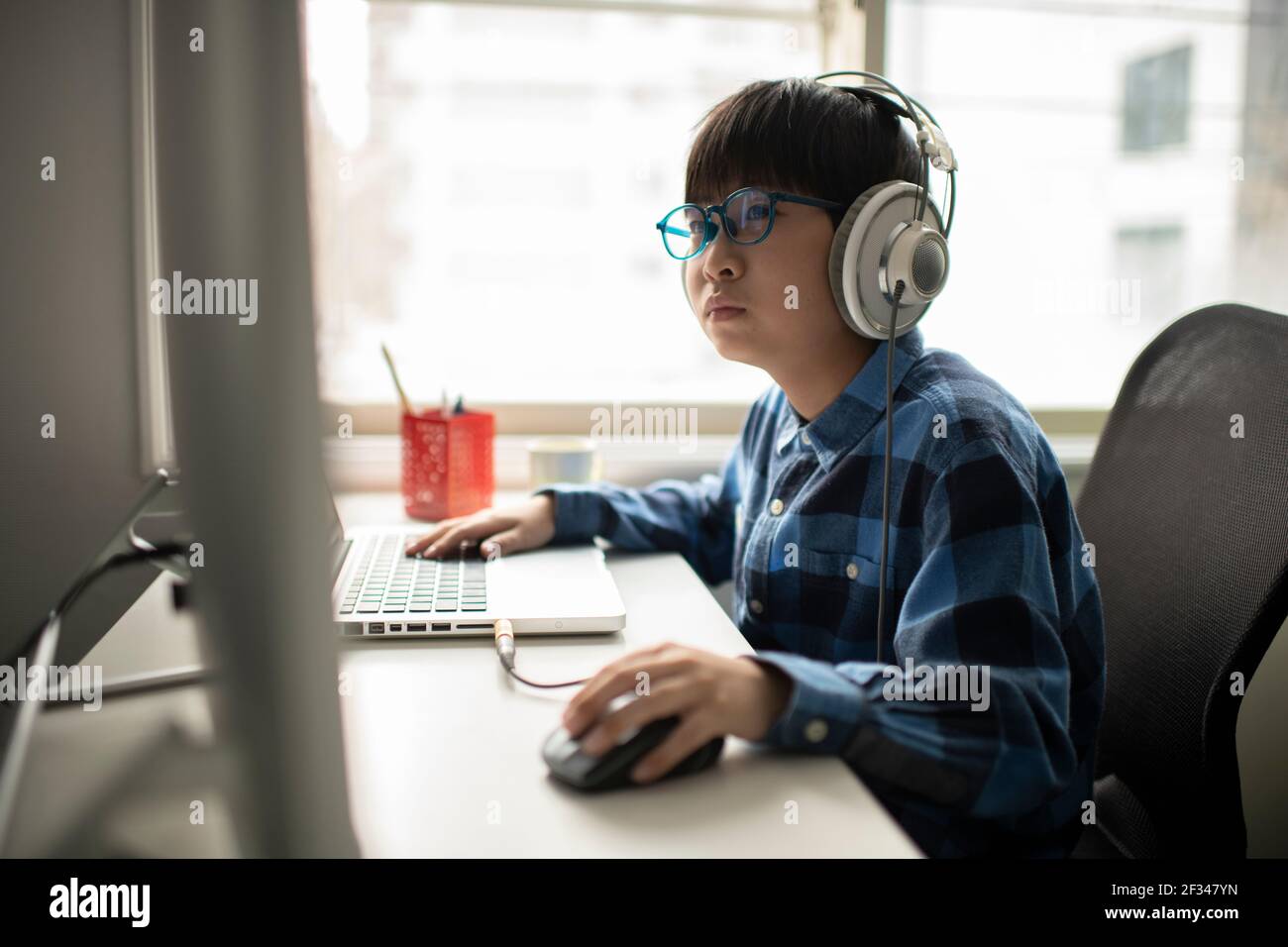 Laptop display coding system student hi-res stock photography and ...