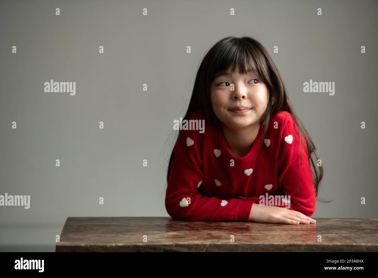 Teenager staring distance hi-res stock photography and images - Alamy