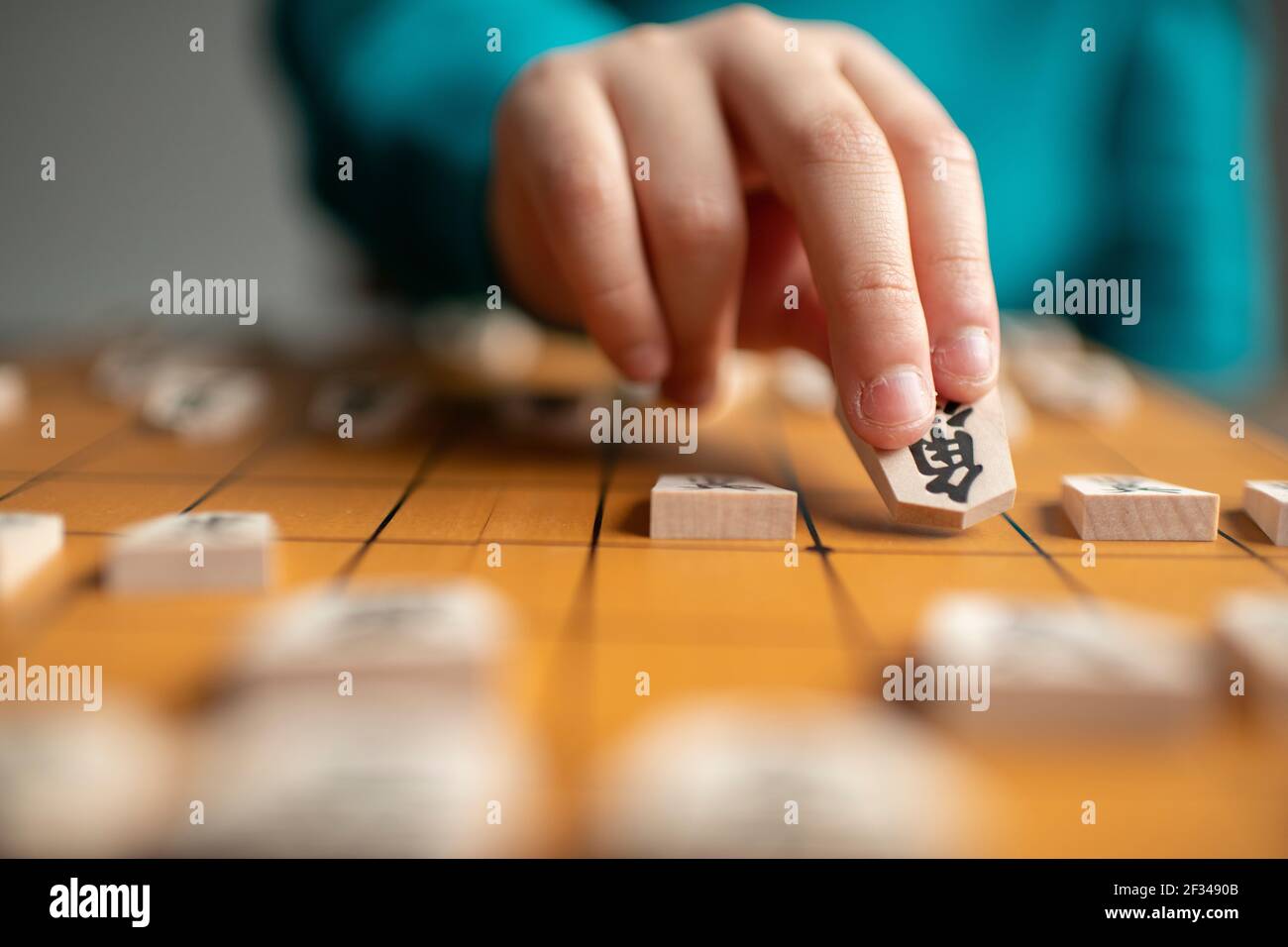 Playing Shogi (Japanese Chess Stock Photo - Alamy