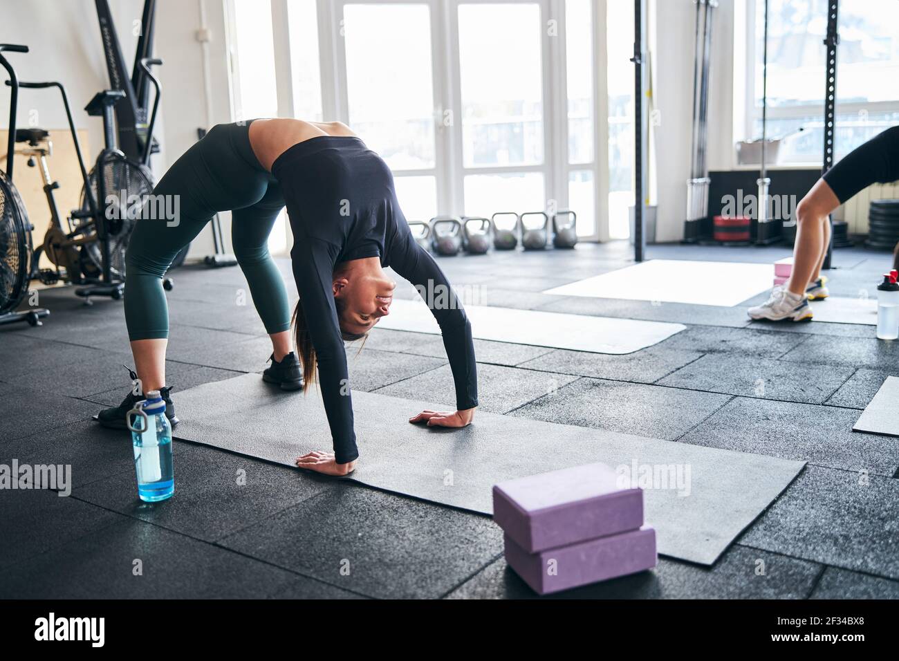 Woman arch back exercise hi-res stock photography and images - Alamy