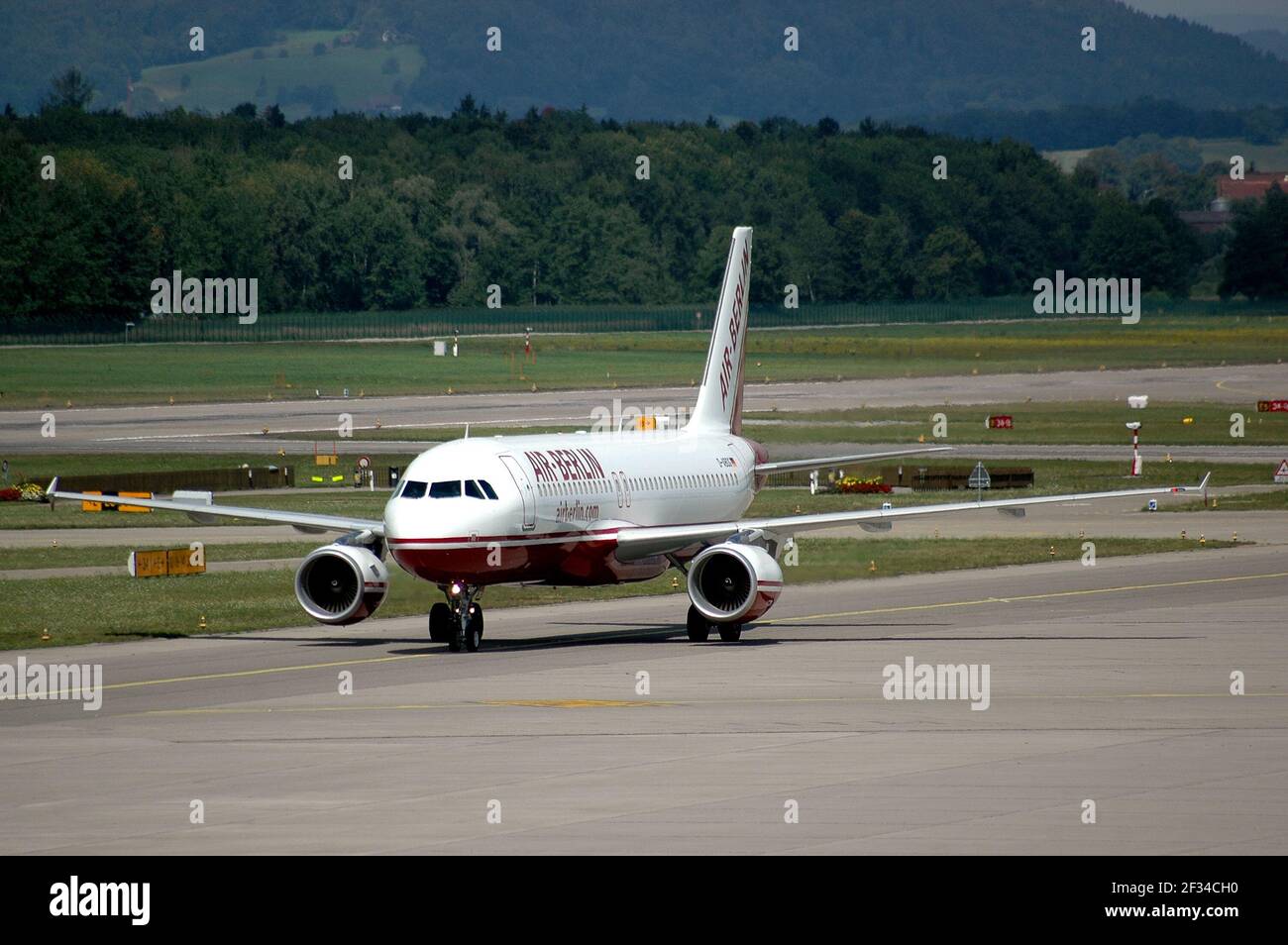 15-03-2021 - Generic Airplanes - D-ABDG - Air Berlin - Airbus A320 ...