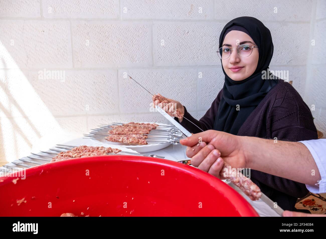 Chef preparing halal food hi-res stock photography and images - Alamy