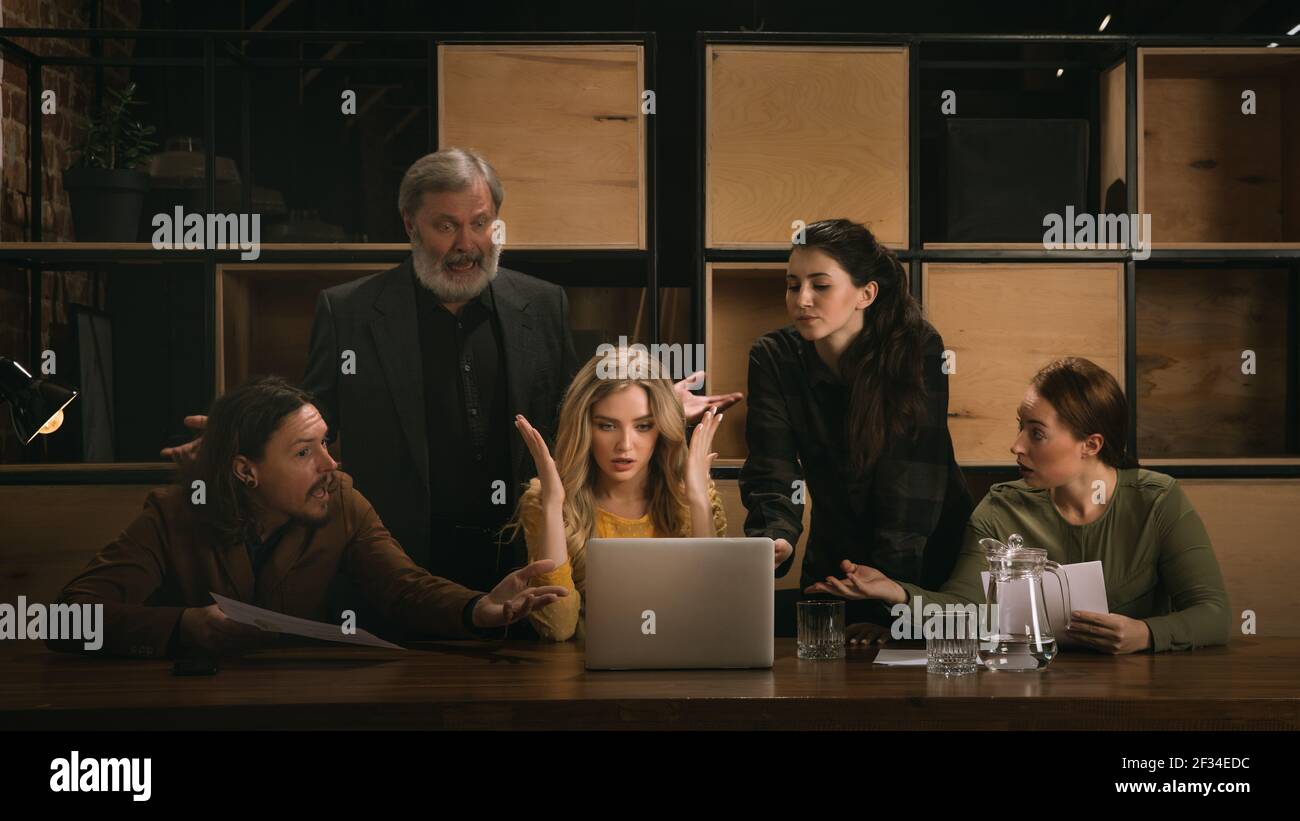 Successful medieval businessman hi-res stock photography and images - Alamy