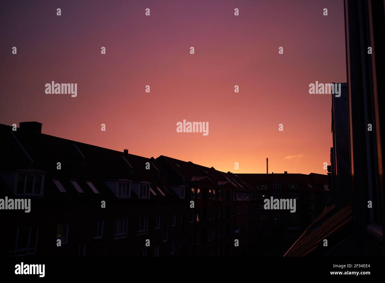 Looping colors hi-res stock photography and images - Alamy