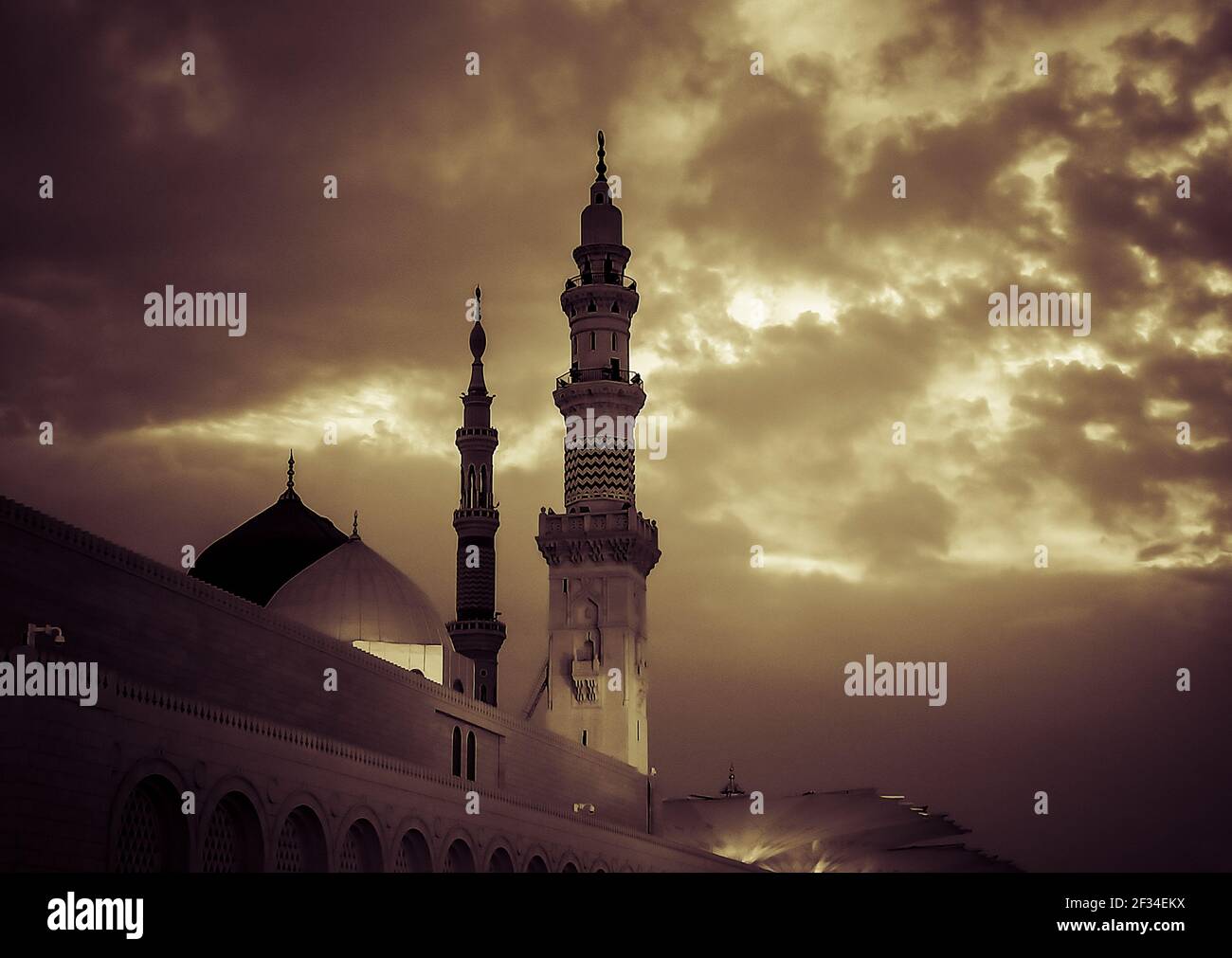 mosque of the prophet muhammad in madina, Saudi arabia Stock Photo - Alamy