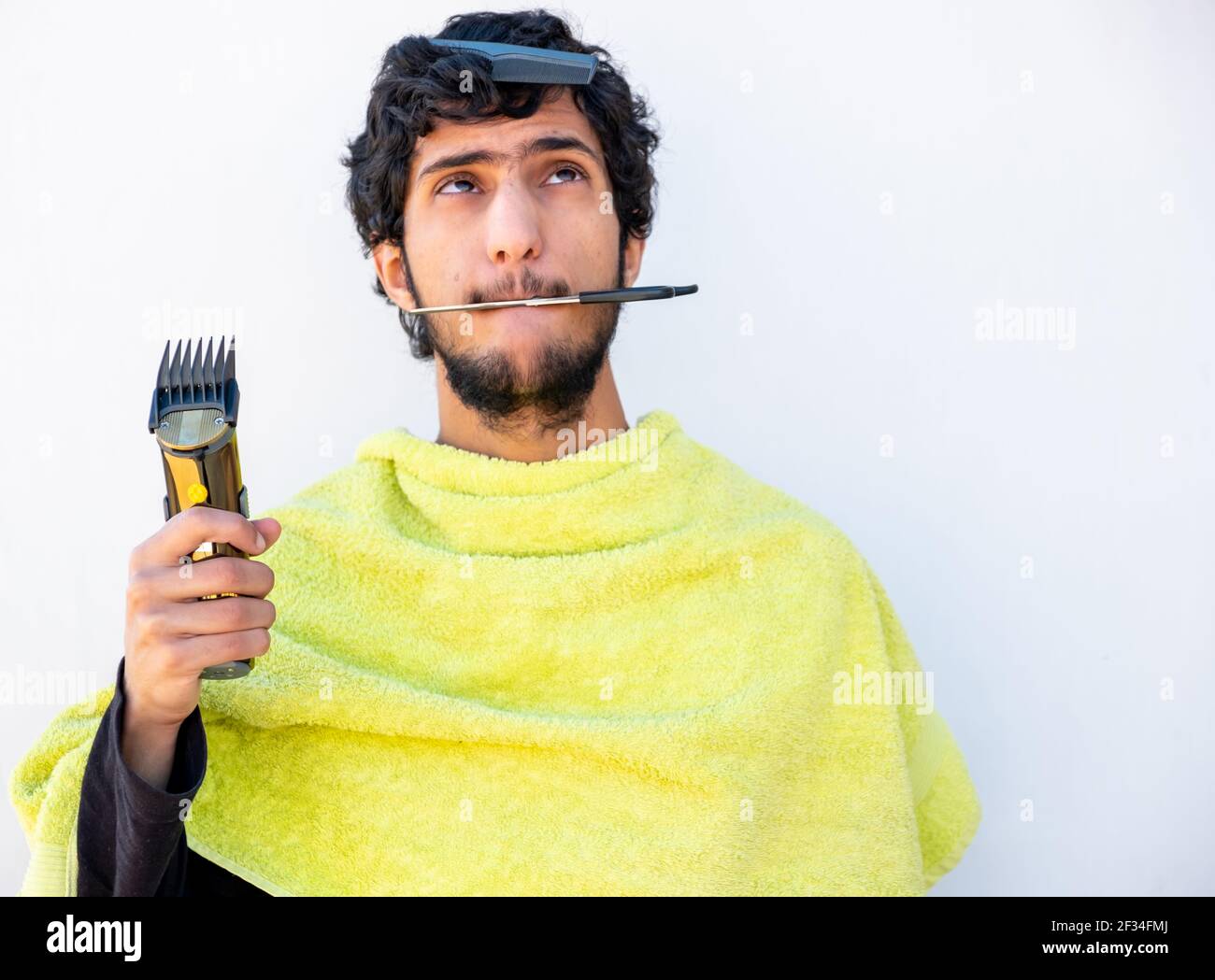 Angry arabic man with beard hi-res stock photography and images - Alamy