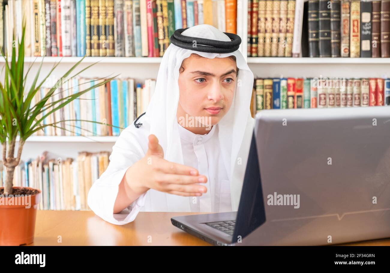 Arabic Muslim man being angry online Stock Photo - Alamy