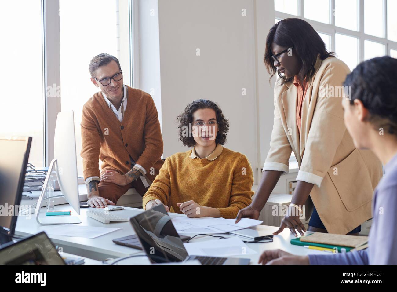 Software development team hi-res stock photography and images - Alamy