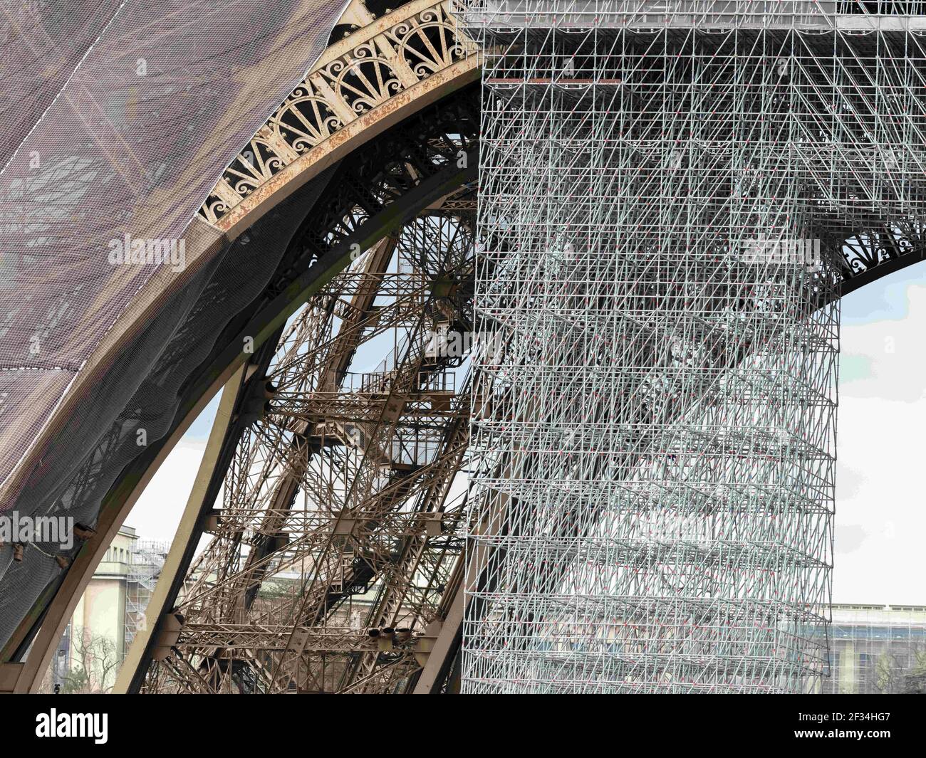 Paris 2024 tour eiffel hi-res stock photography and images - Alamy