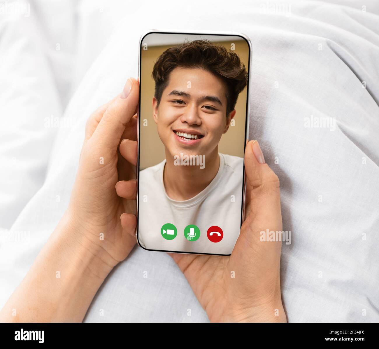 Zoom meeting bed hi-res stock photography and images - Alamy