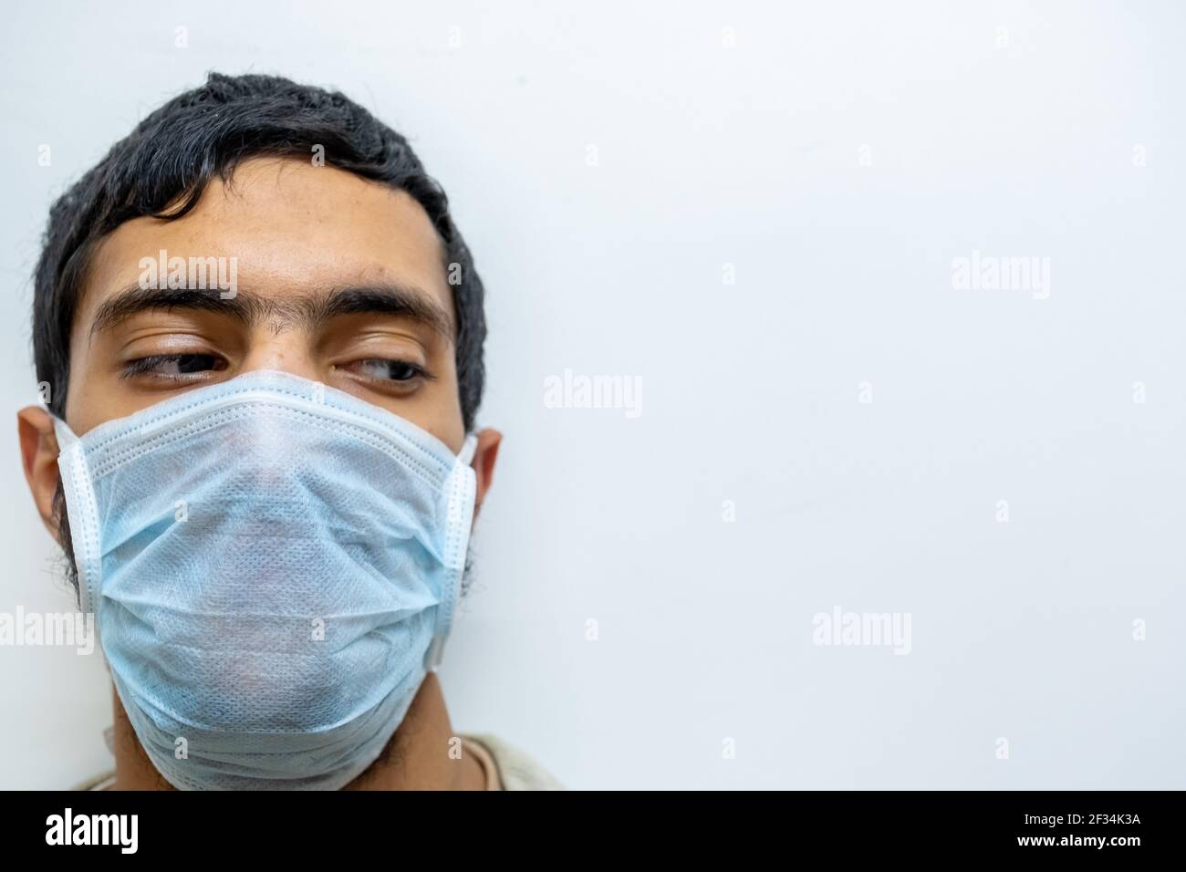 Old arab man with glasses hi-res stock photography and images - Alamy