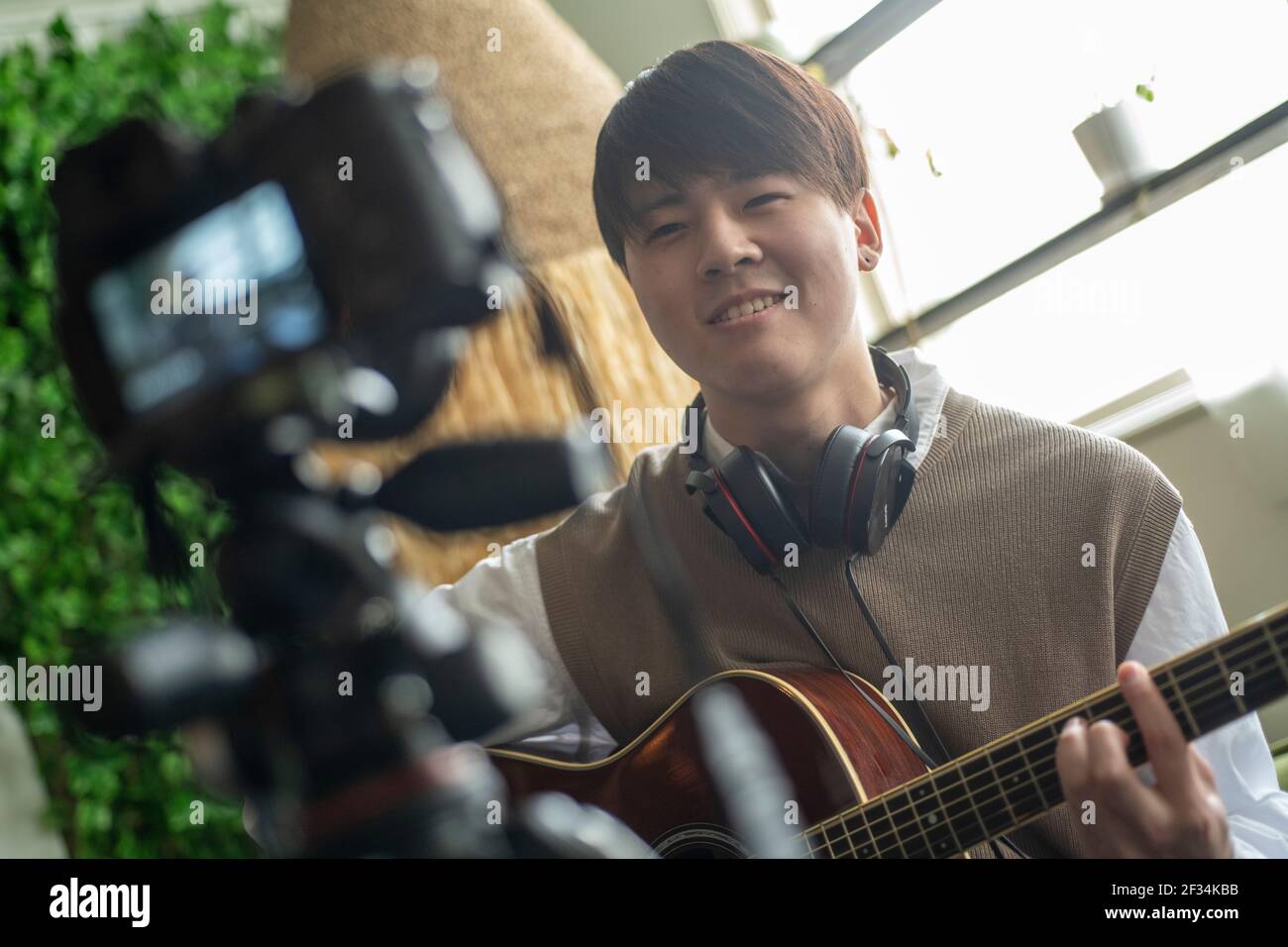 Man Live Streaming Stock Photo - Alamy