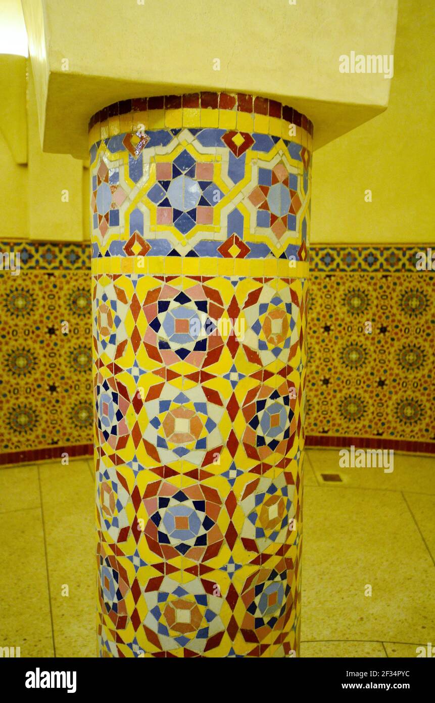 Morocco, column with mosaic in mosque Hassan II Stock Photo - Alamy