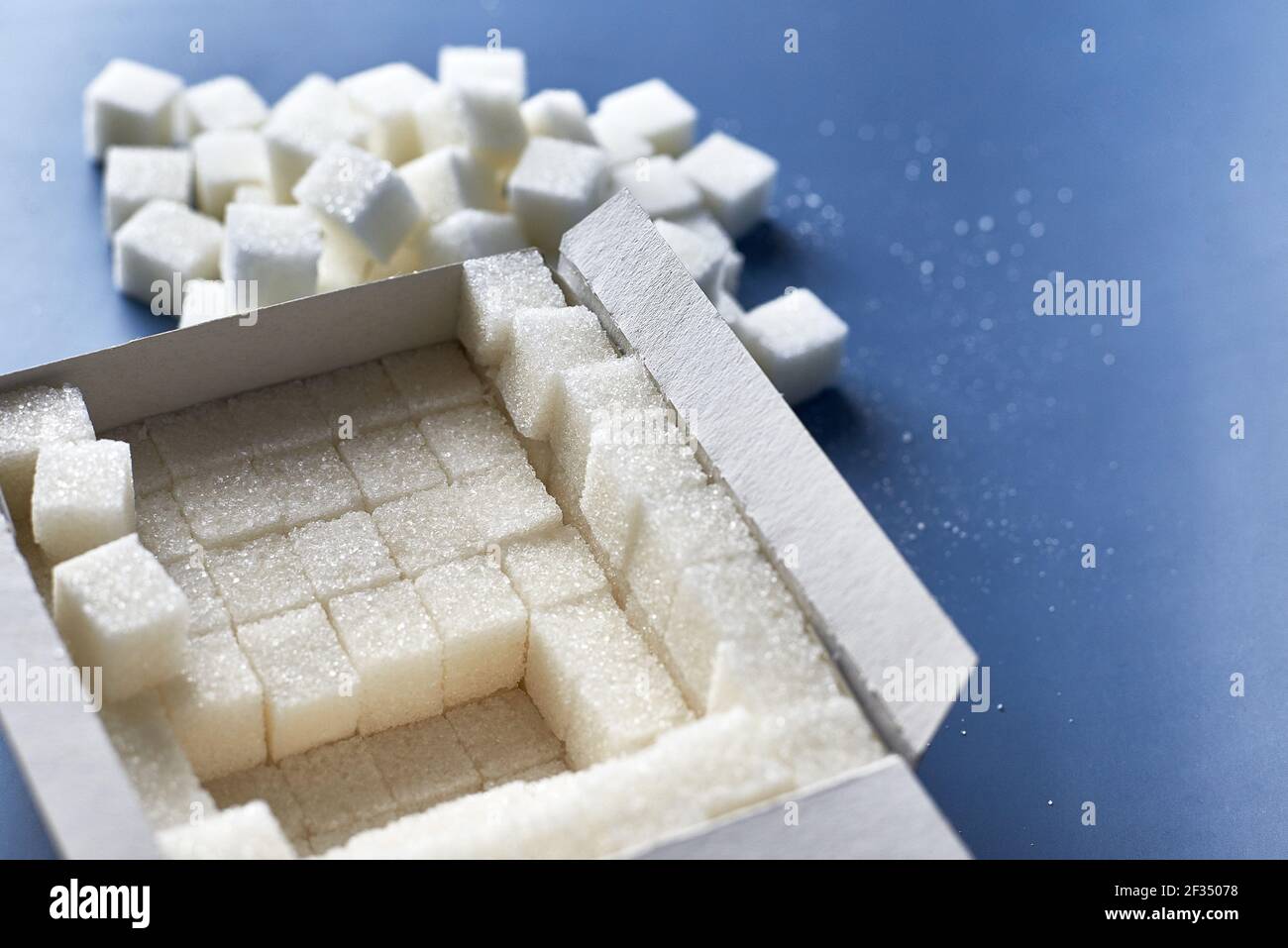 Sugar lump paper hi-res stock photography and images - Alamy