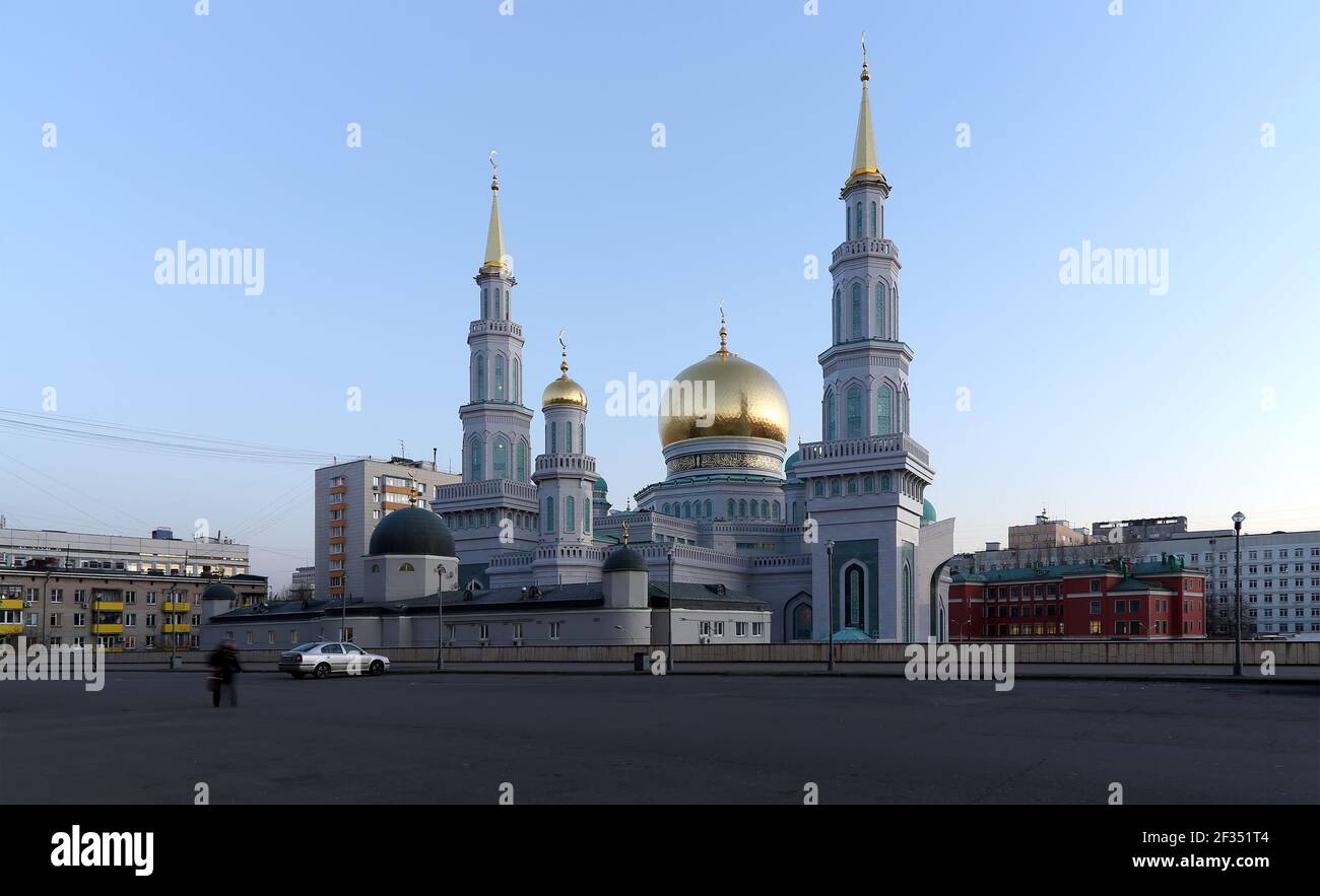 Moscow Cathedral Mosque, Russia -- the main mosque in Moscow, new ...