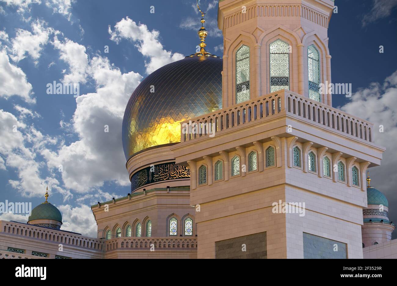 Moscow Cathedral Mosque, Russia -- the main mosque in Moscow, new ...