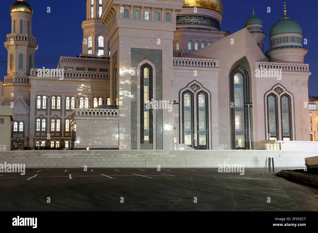 Moscow Cathedral Mosque, Russia -- the main mosque in Moscow, new ...