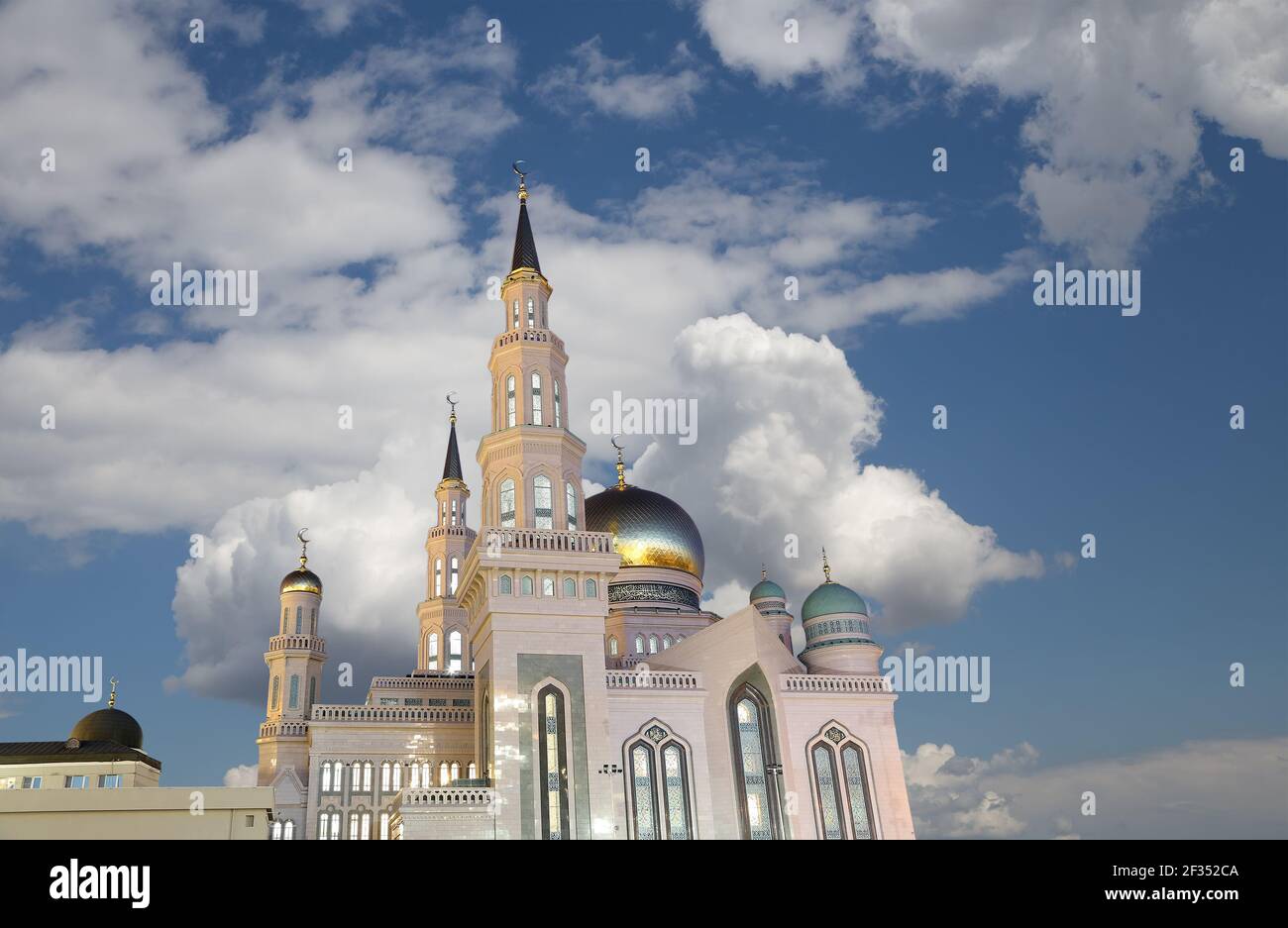 Moscow Cathedral Mosque, Russia -- the main mosque in Moscow, new ...