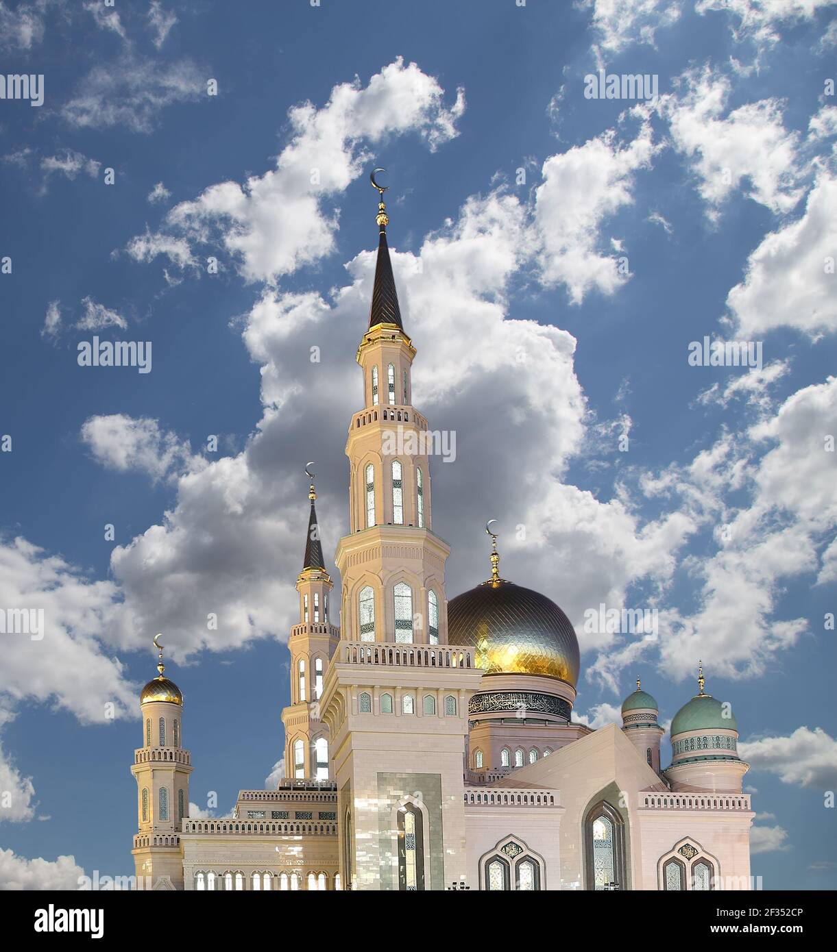 Moscow Cathedral Mosque, Russia -- the main mosque in Moscow, new ...