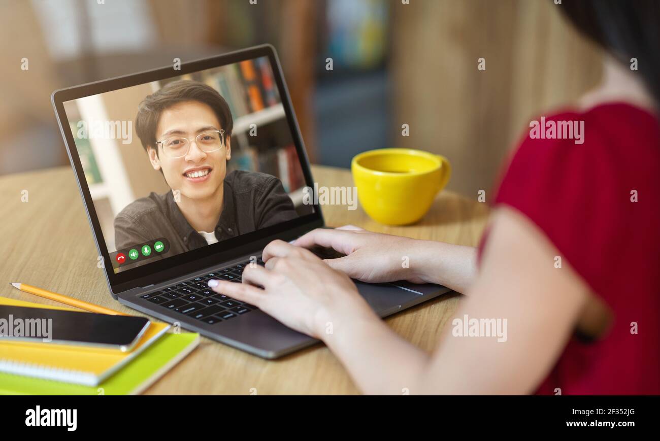 Zoom meeting woman hi-res stock photography and images - Alamy