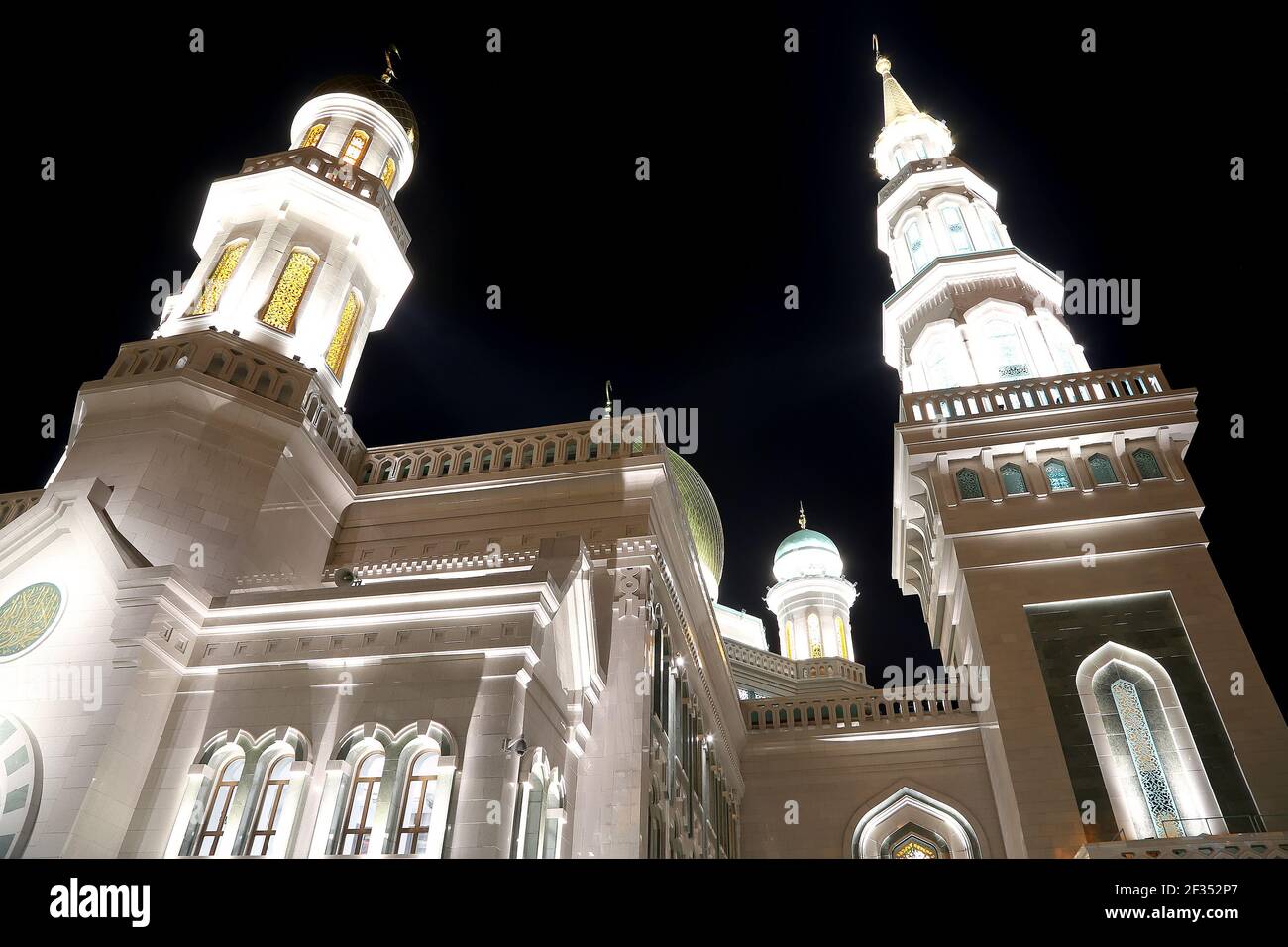 Moscow Cathedral Mosque, Russia -- the main mosque in Moscow, new ...