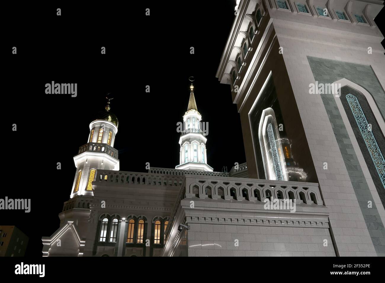 Moscow Cathedral Mosque, Russia -- the main mosque in Moscow, new ...