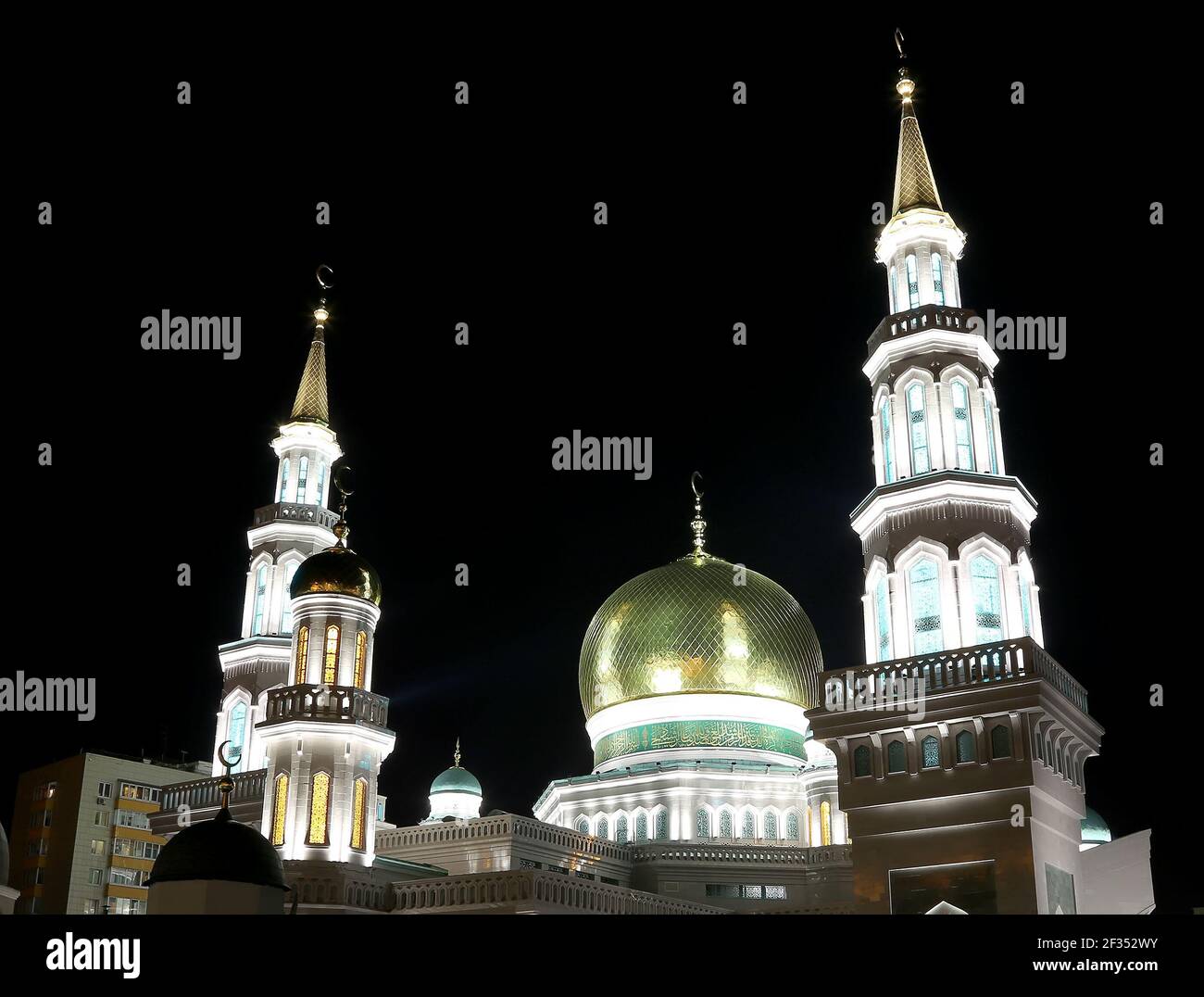 Moscow Cathedral Mosque, Russia -- the main mosque in Moscow, new ...