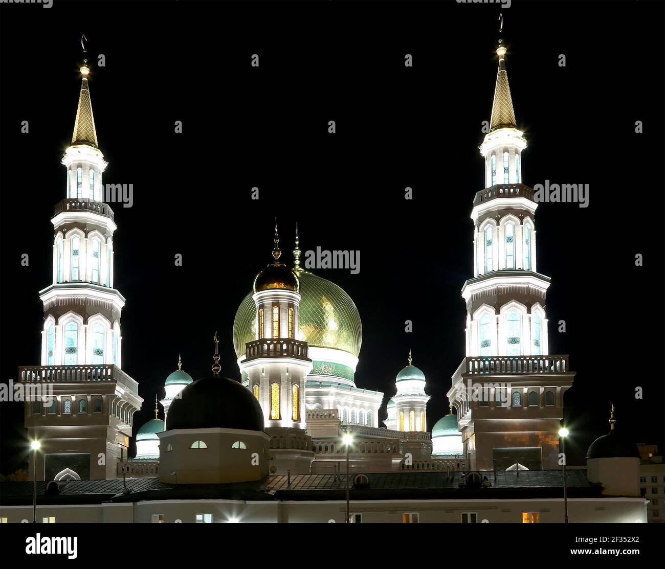 Moscow Cathedral Mosque, Russia -- the main mosque in Moscow, new ...