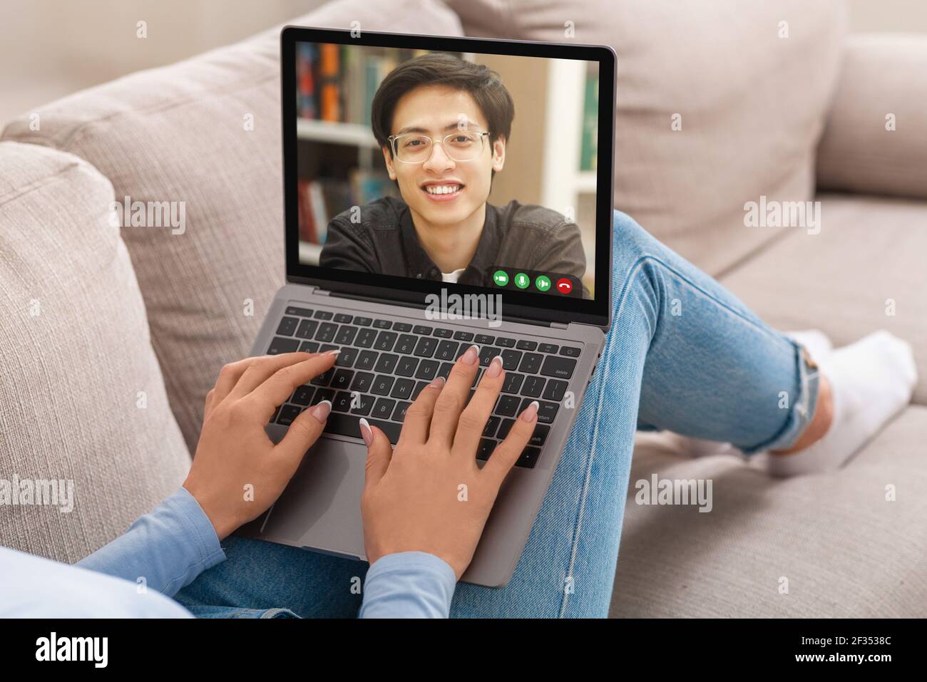 Chat with parents hi-res stock photography and images - Alamy