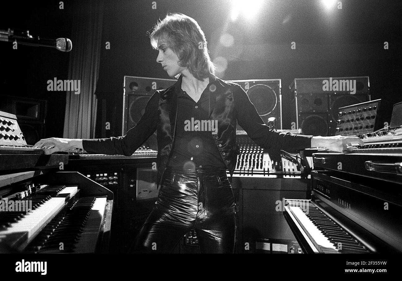 British Progressive rock band UK. 'Danger Money Tour' live gig in ...