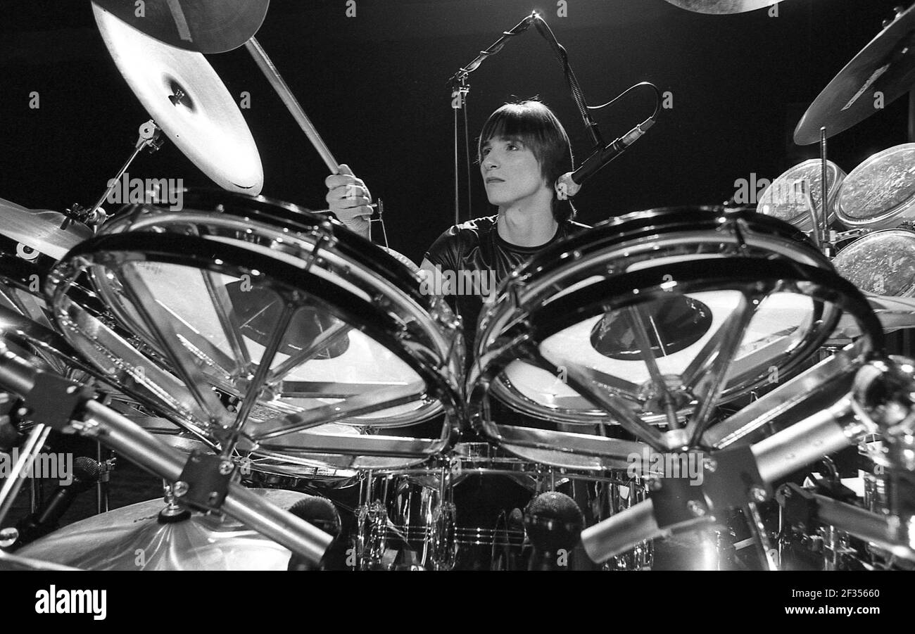 Prog rock group hi-res stock photography and images - Alamy