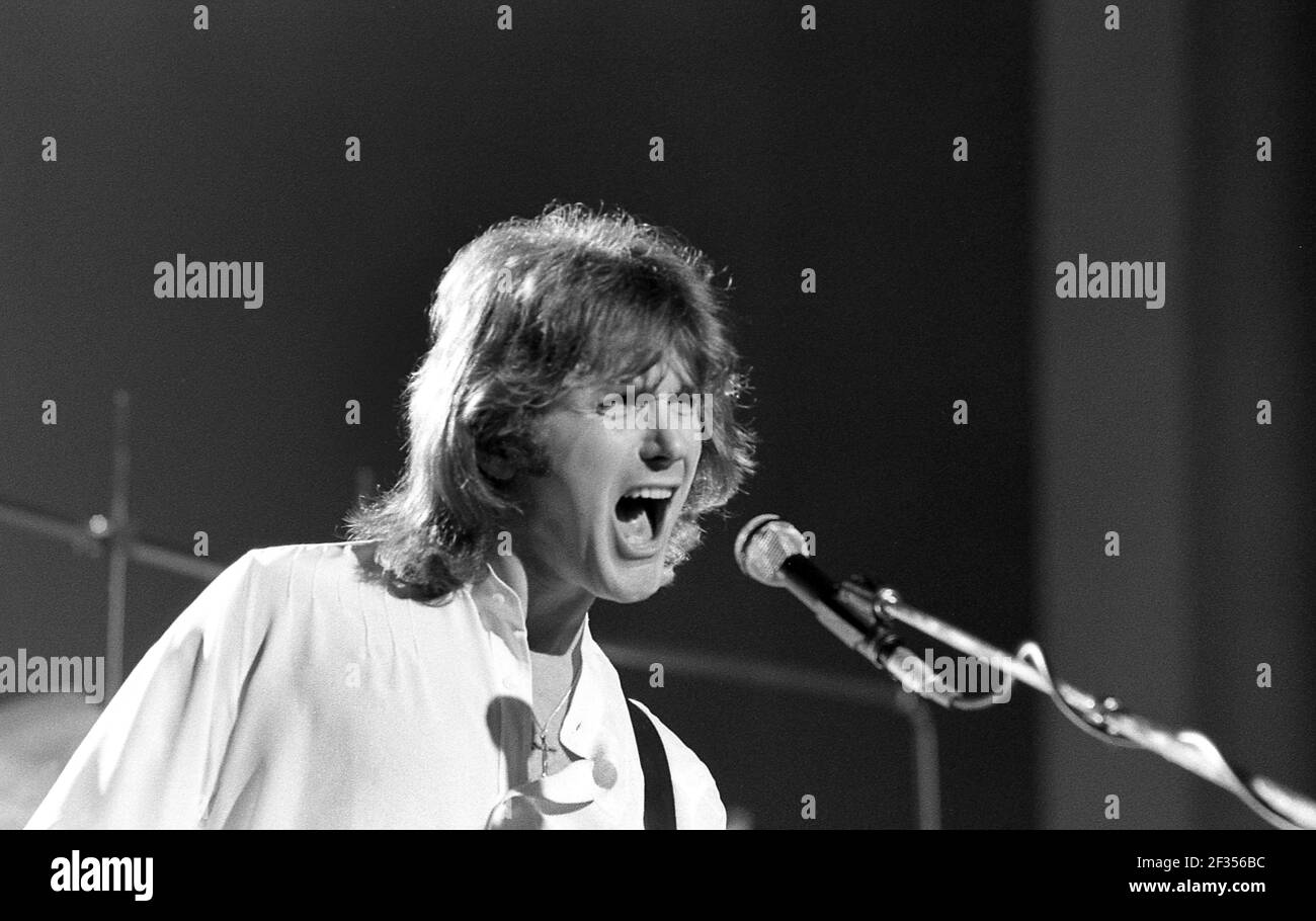 British Progressive rock band UK. 'Danger Money Tour' live gig in ...