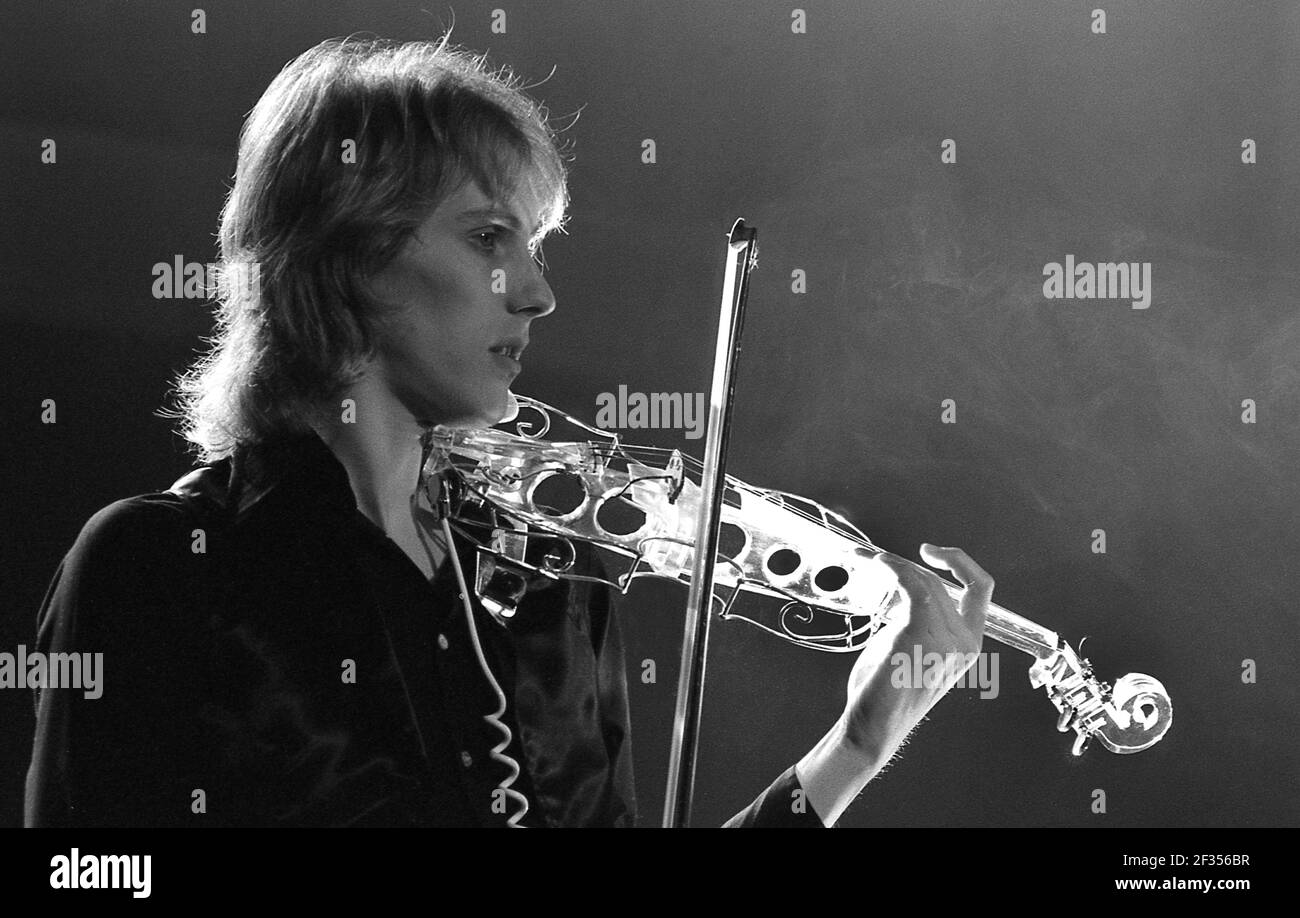 British Progressive rock band UK. 'Danger Money Tour' live gig in ...