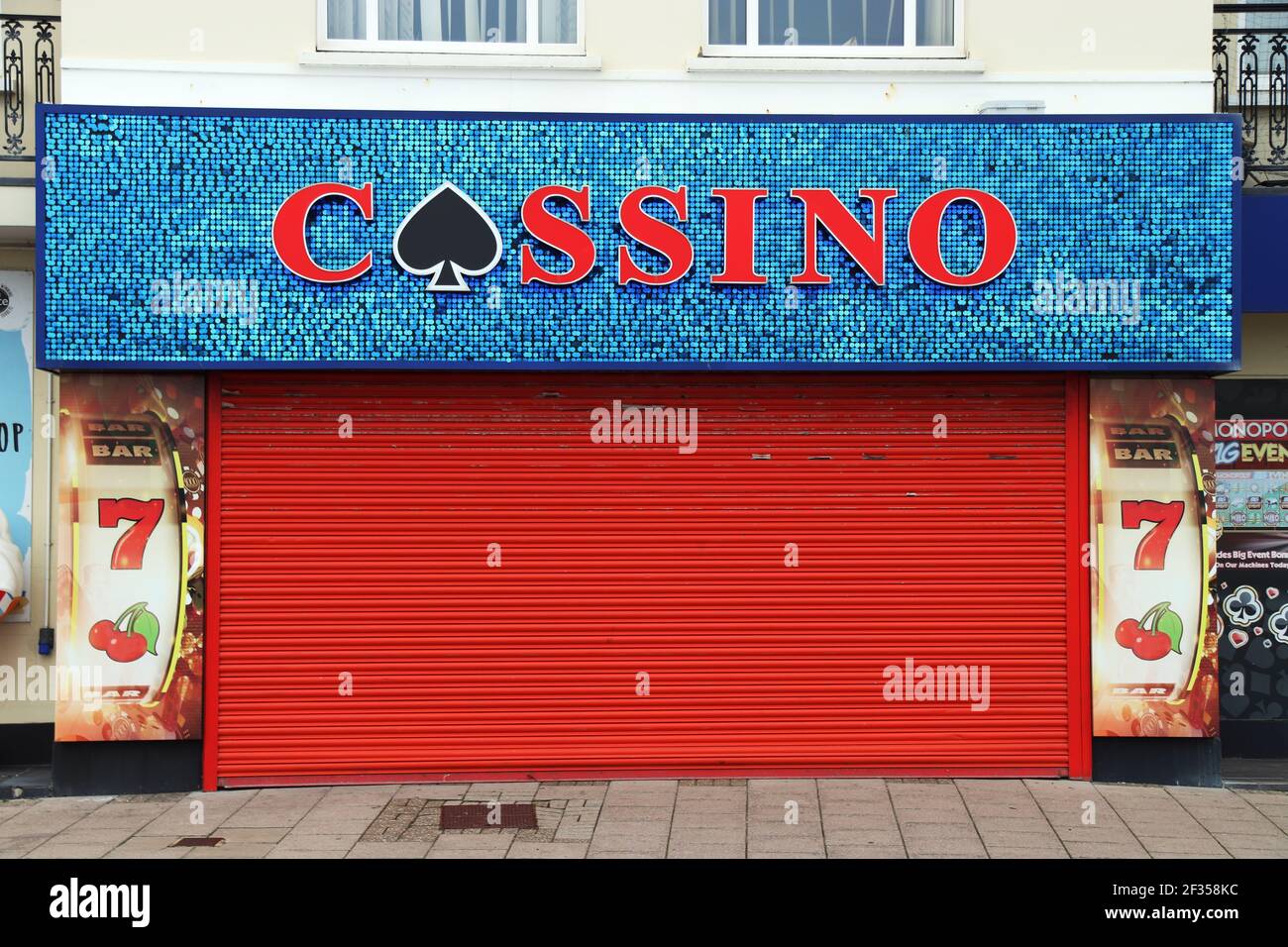 Seaside Arcade shutdown Stock Photo - Alamy