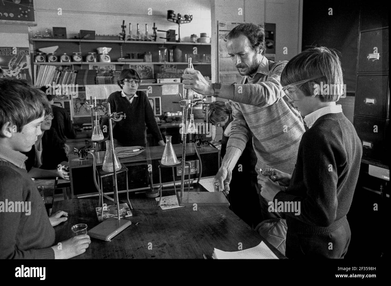 First Year Science Lesson Greenhill comprehensive School Herne Bay ...