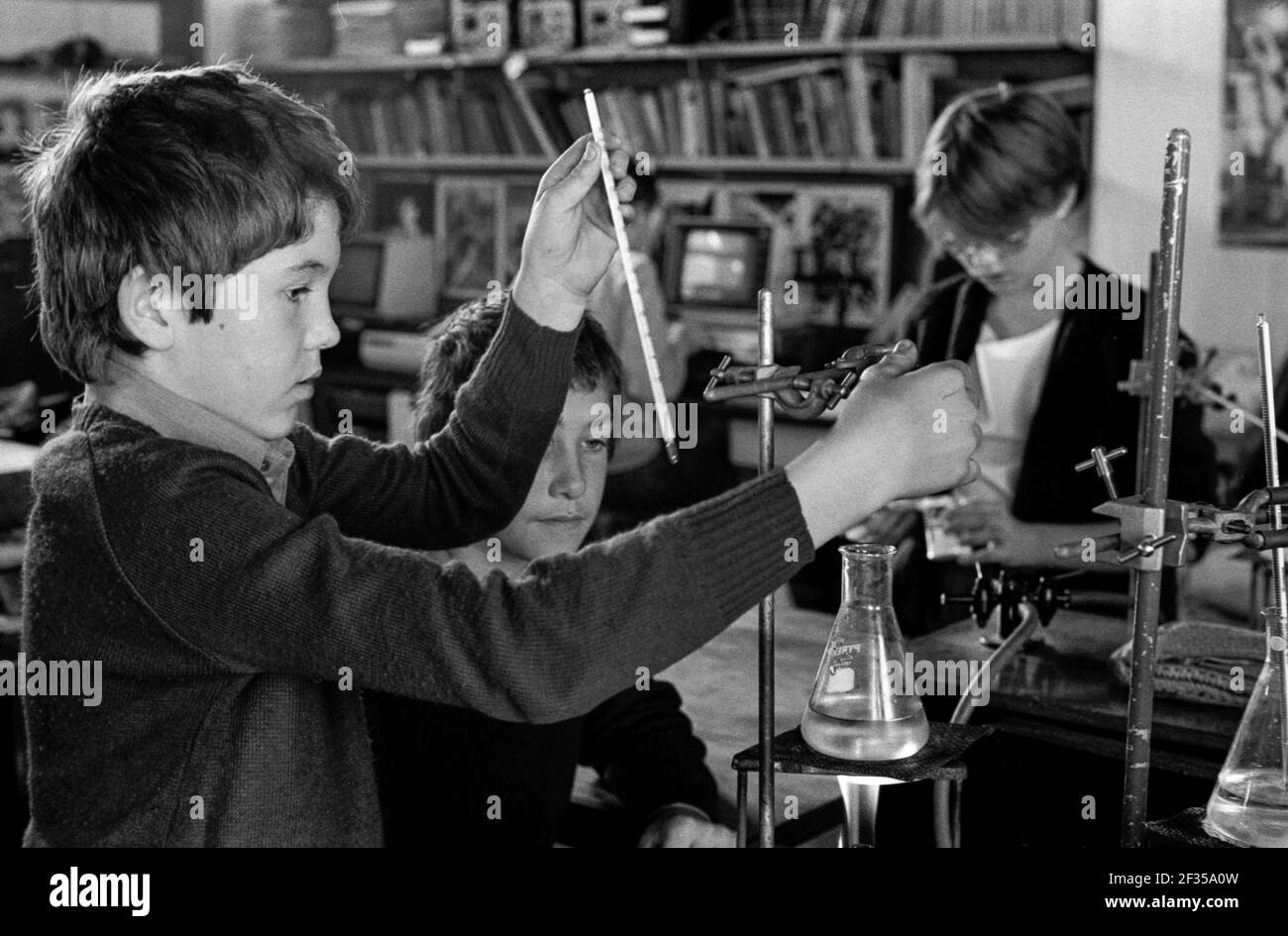 First Year Science Lesson Greenhill comprehensive School Herne Bay ...