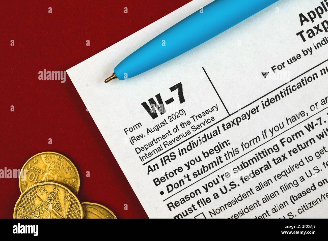 Form w 7 hi-res stock photography and images - Alamy