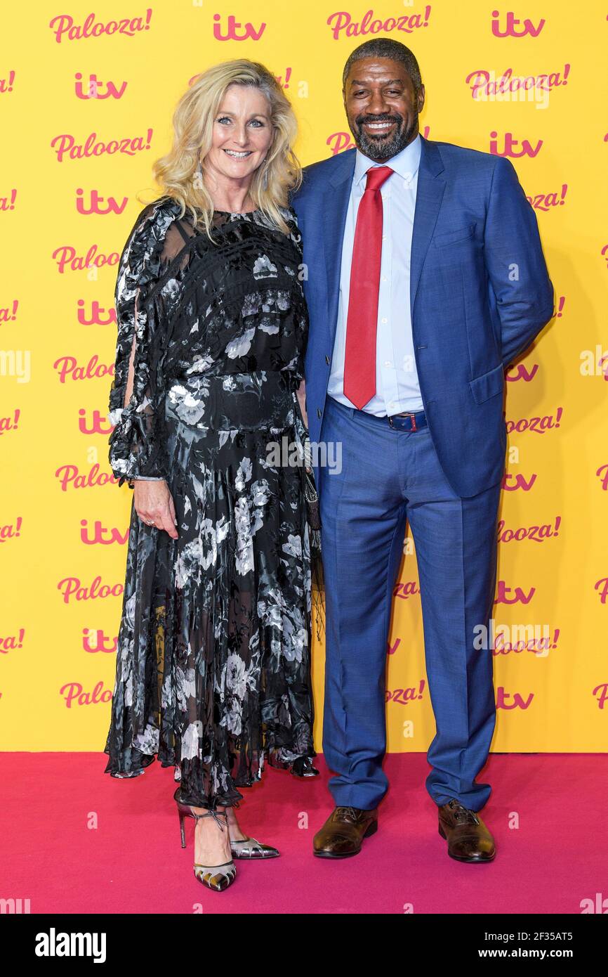 London, United Kingdom. 11th October 2018. Wendy Oxlade and Mark ...