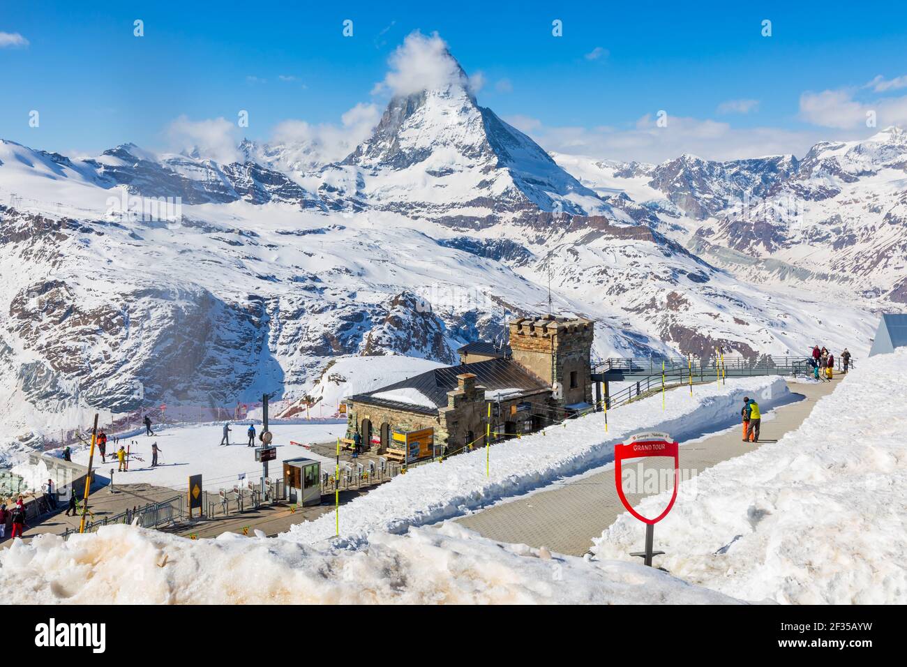 Zermatt train station hi-res stock photography and images - Alamy