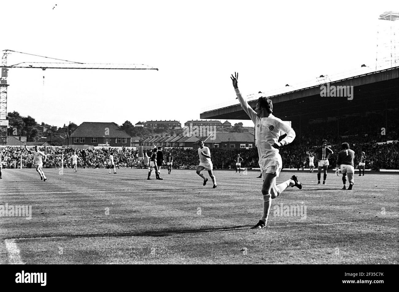 Leeds united action various hi-res stock photography and images - Alamy