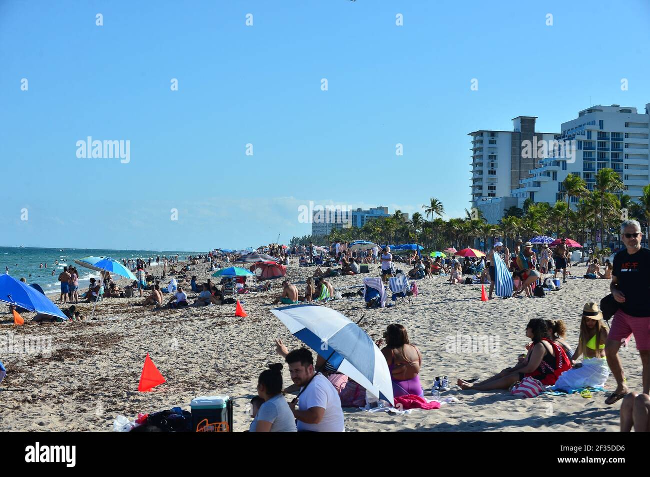 Fort lauderdale spring break hi-res stock photography and images - Alamy